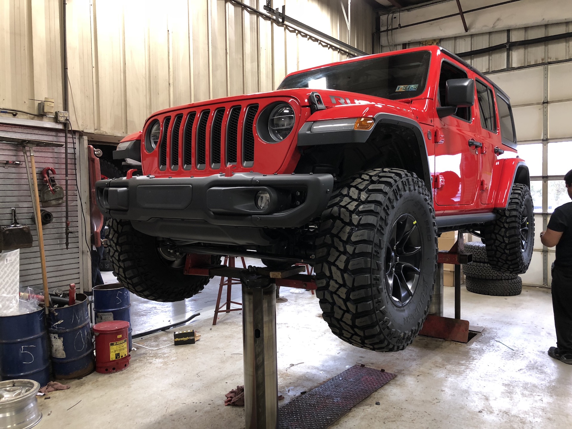 Cooper-STT-Pro-37inch-Tires-Jeep-Finishing | jeepfan.com Cooper-STT-Pro-37inch-Tires-Jeep-Finishing | jeepfan.com
